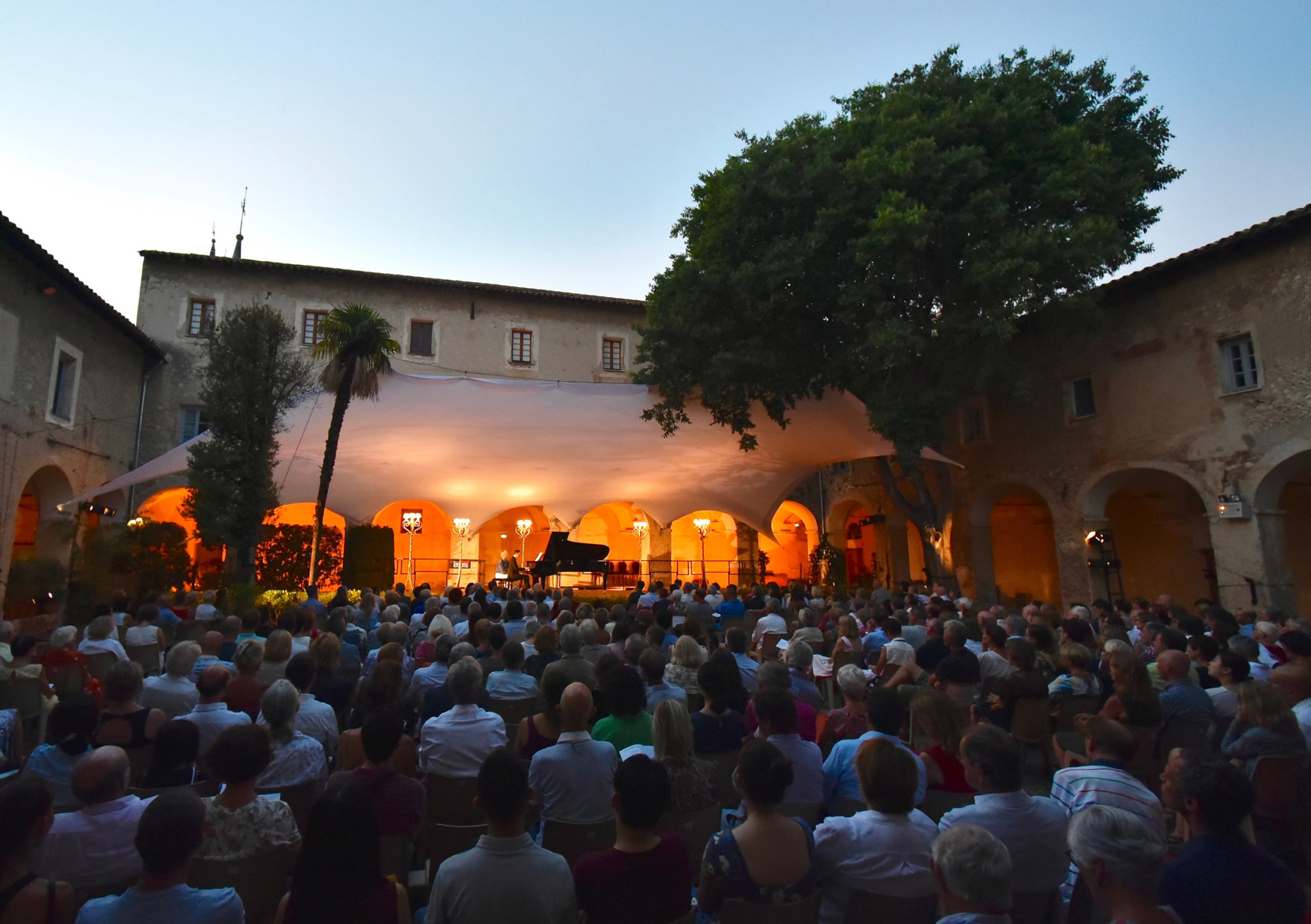 Sortir à Nice en août : l'Agenda des Temps Forts 2025 - Nice Shopping