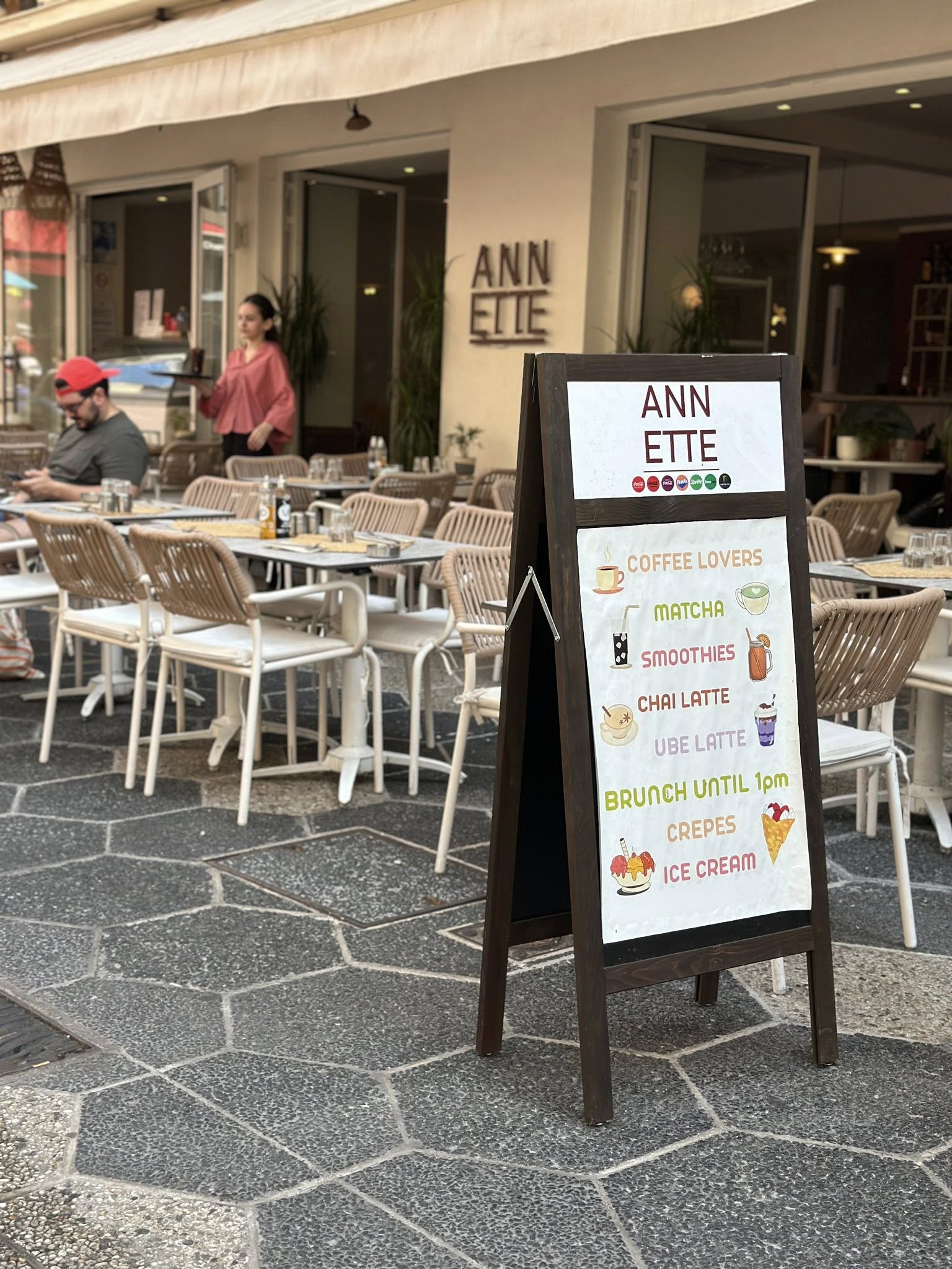 Annette Café - Nice Shopping
